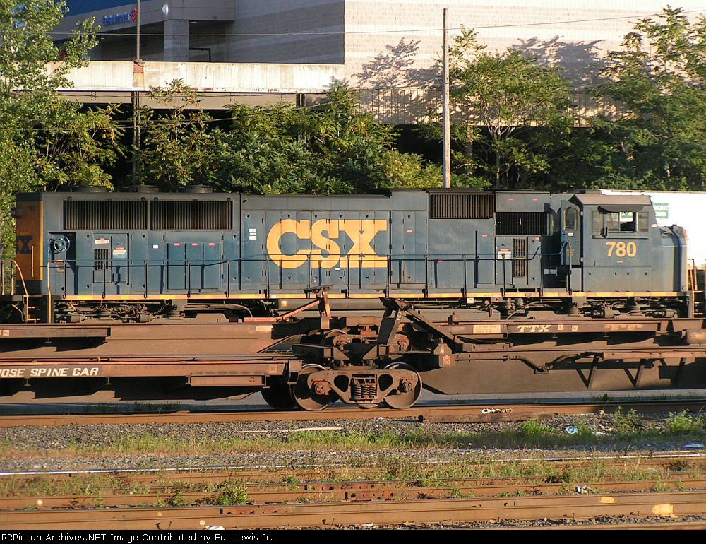 CSX 780